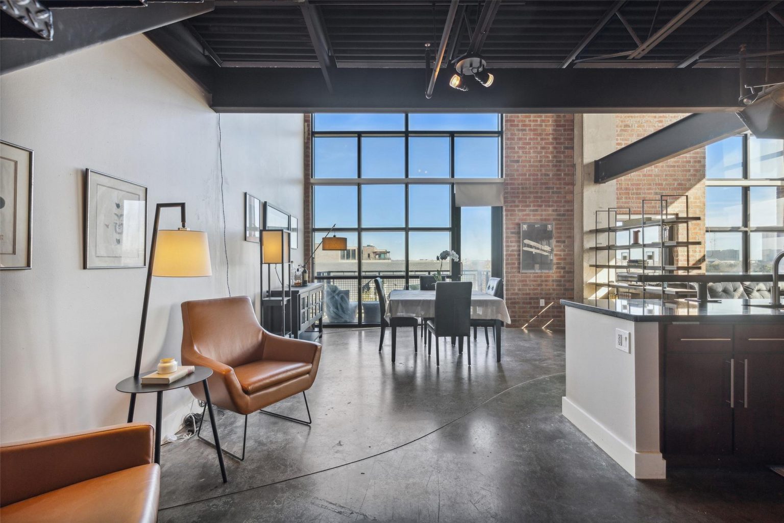 Featured Split-Level Loft For Sale | 3110 Thomas Ave #513 | Dallas TX Lofts