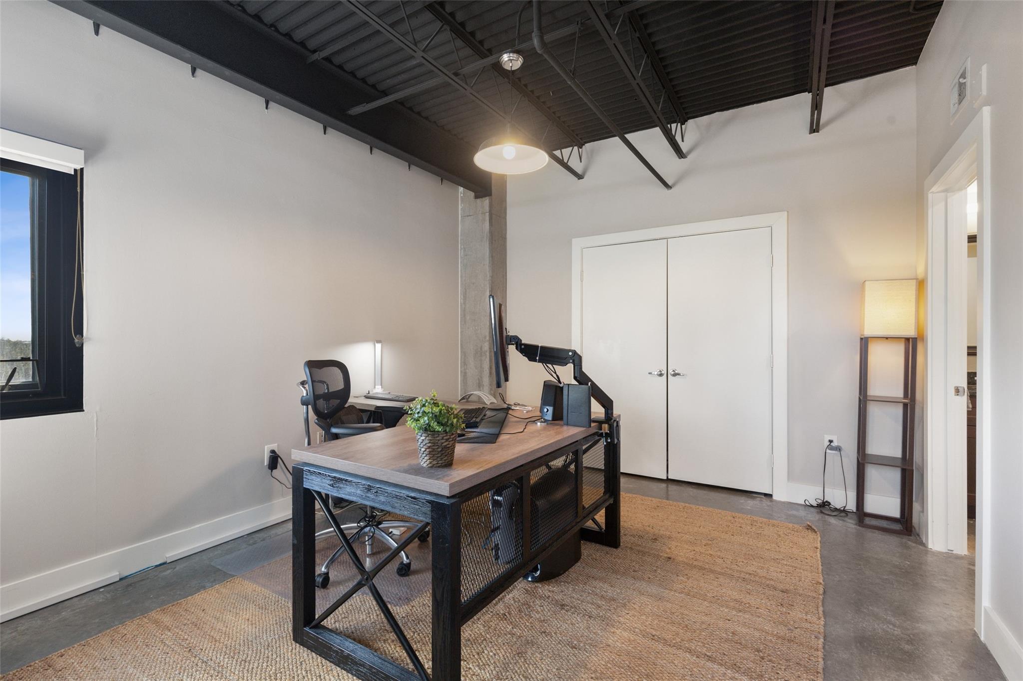 Featured Split-Level Loft For Sale | 3110 Thomas Ave #513 | Dallas TX Lofts